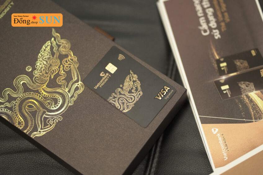 Thẻ Platinum là gì? Quyền lợi thẻ Platinum của các ngân hàng